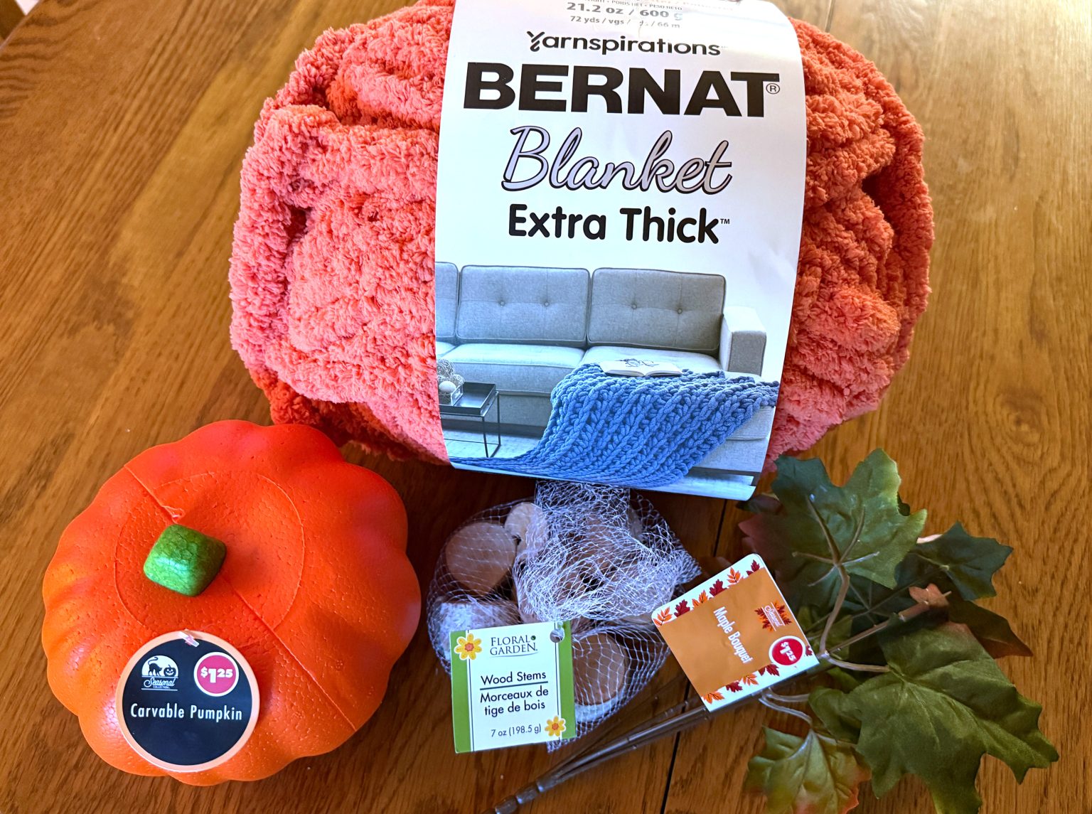 Craft Easy Fuzzy Yarn Pumpkins Tutorial – Craft Picnic